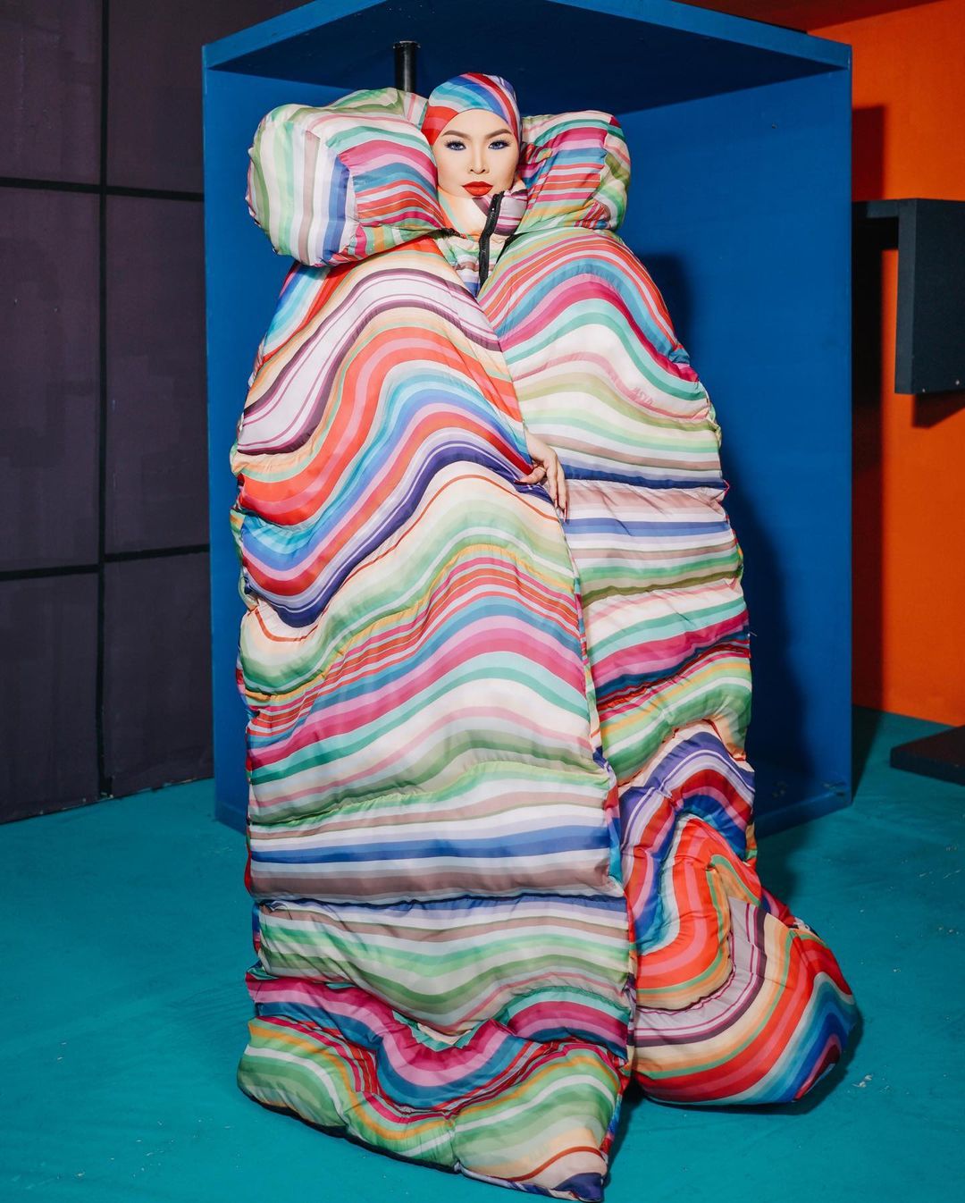 M'sian singer Aina Abdul attracts "a wave of emotions" with her new ...