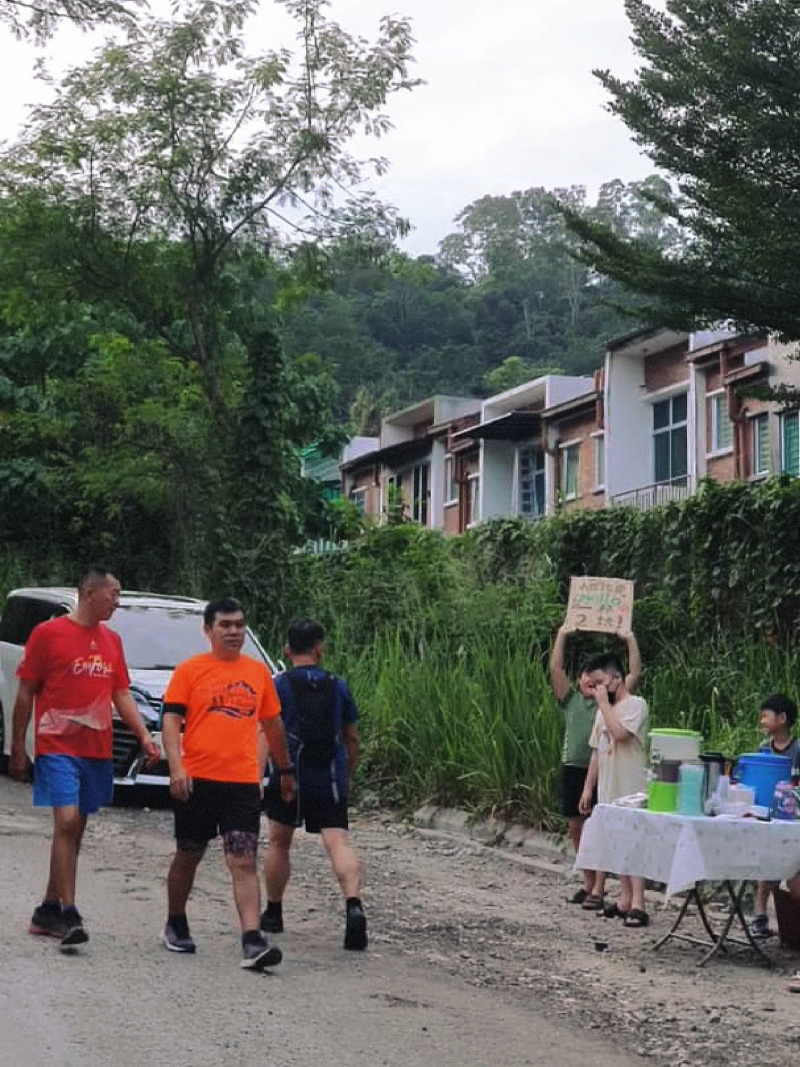 M'sian mother supports her children's initiative to sell Milo, aims to ...